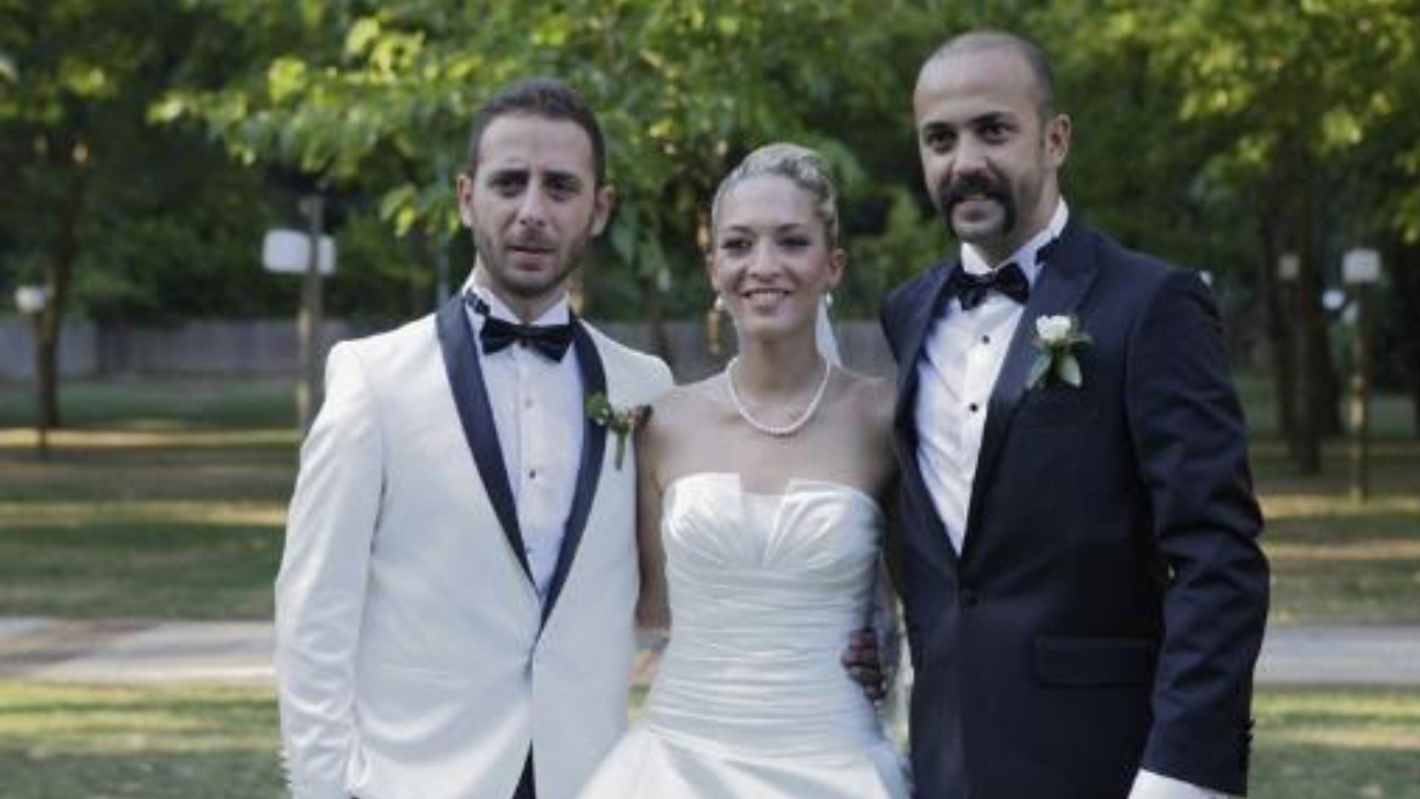 Sarp Akkaya'nın ikizi Kaya Akkaya Ne İş Yapıyor, Mesleği Ne, Evli Mi, Sevgilisi Kimdir? - Kınık ...